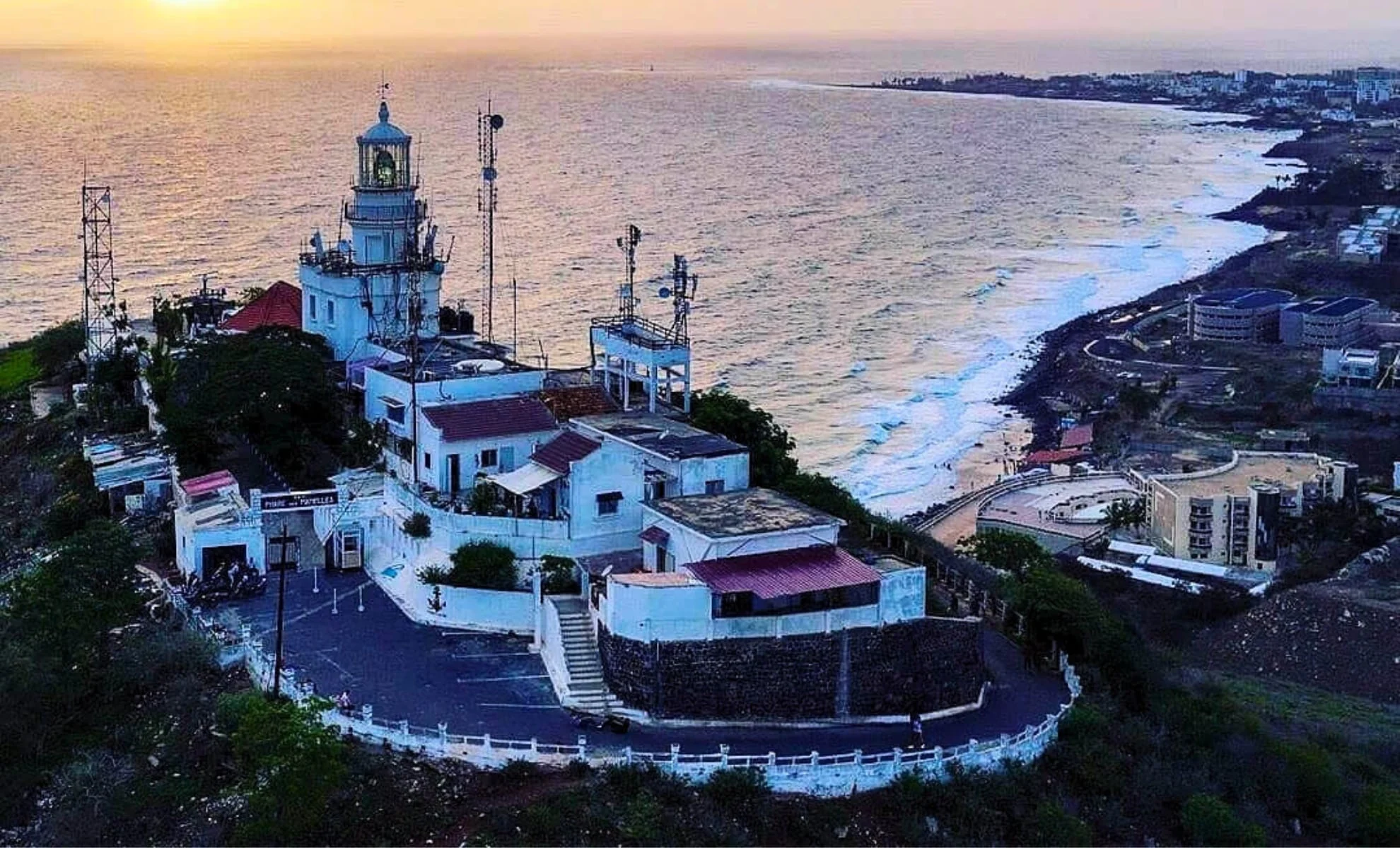 Phare Des Mamelles DISCOVER SENEGAL